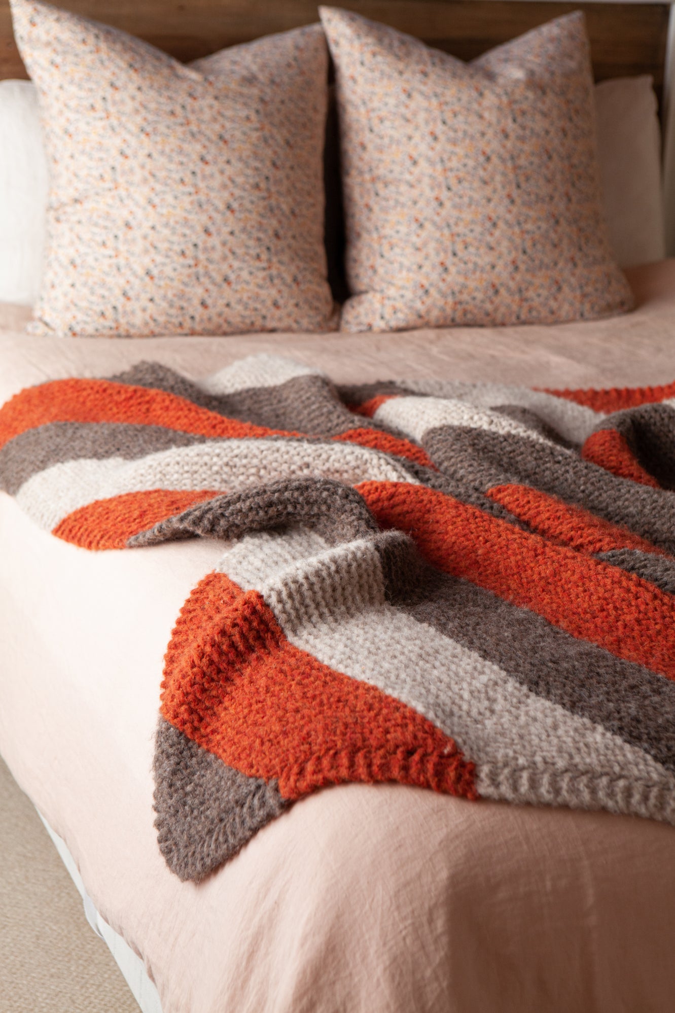 FREE Knitting Pattern Download - Diagonal Cozee Blanket – Woolworx